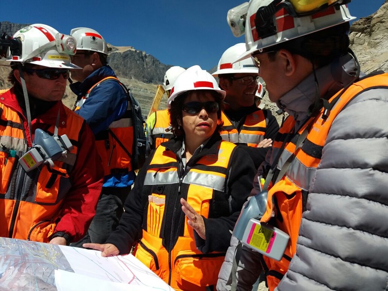 Andes on line | Ministra de Minería visitó instalaciones de la División ...
