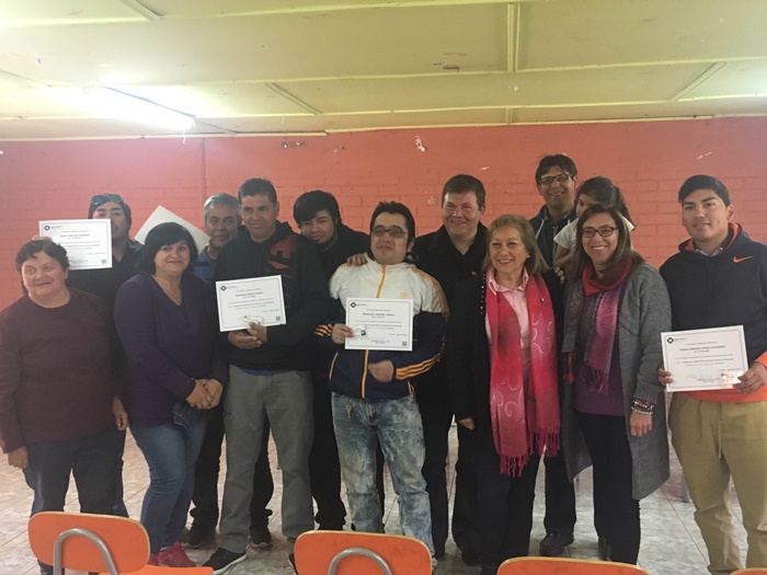 Andes on line | Candidata Edith Quiroz entregó acreditación de cursos ...