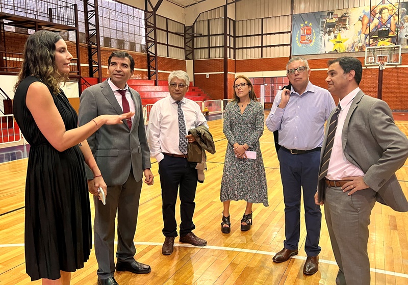 Andes on line | Liceo Mixto establece alianza de cooperación con uno de ...